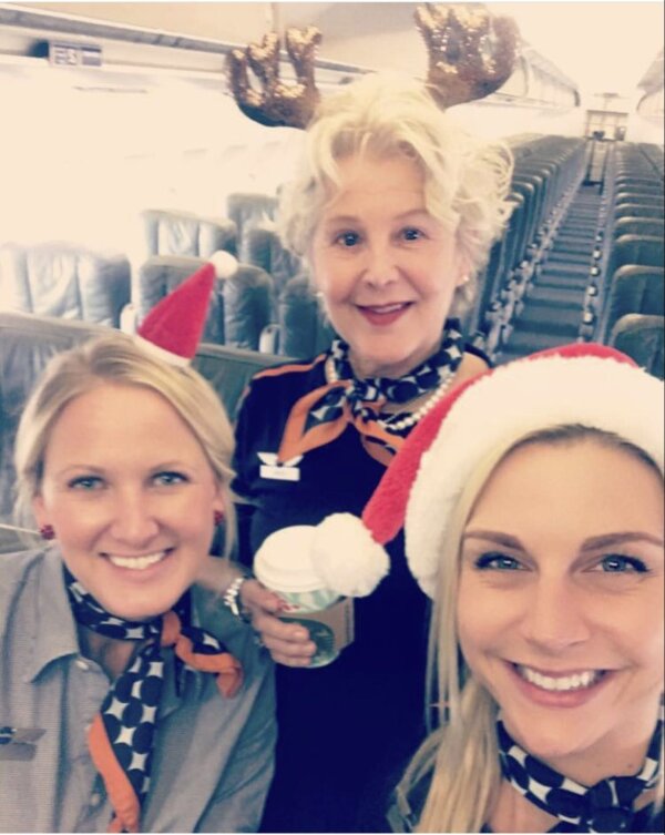 Make Your Flight Attendant's Nice List With These Top 5 Gifts ...